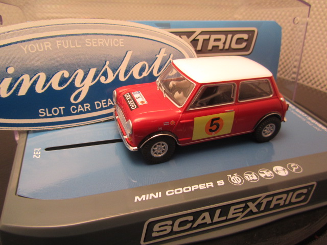 Scalextric C3747 Mini Cooper S