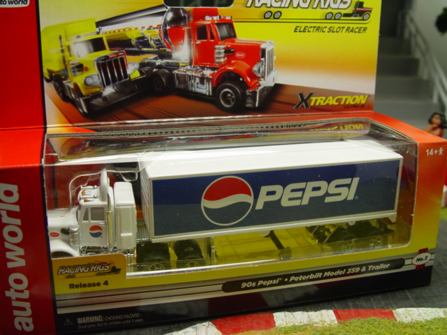 Autoworld New Pepsi Racing Rig Xtraction