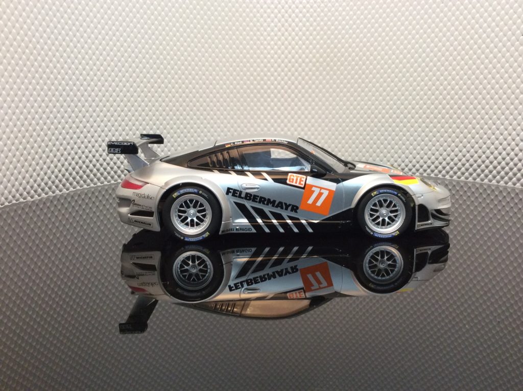 Carrera D124 23835 Porsche GT3 RSR Felbermayr #77