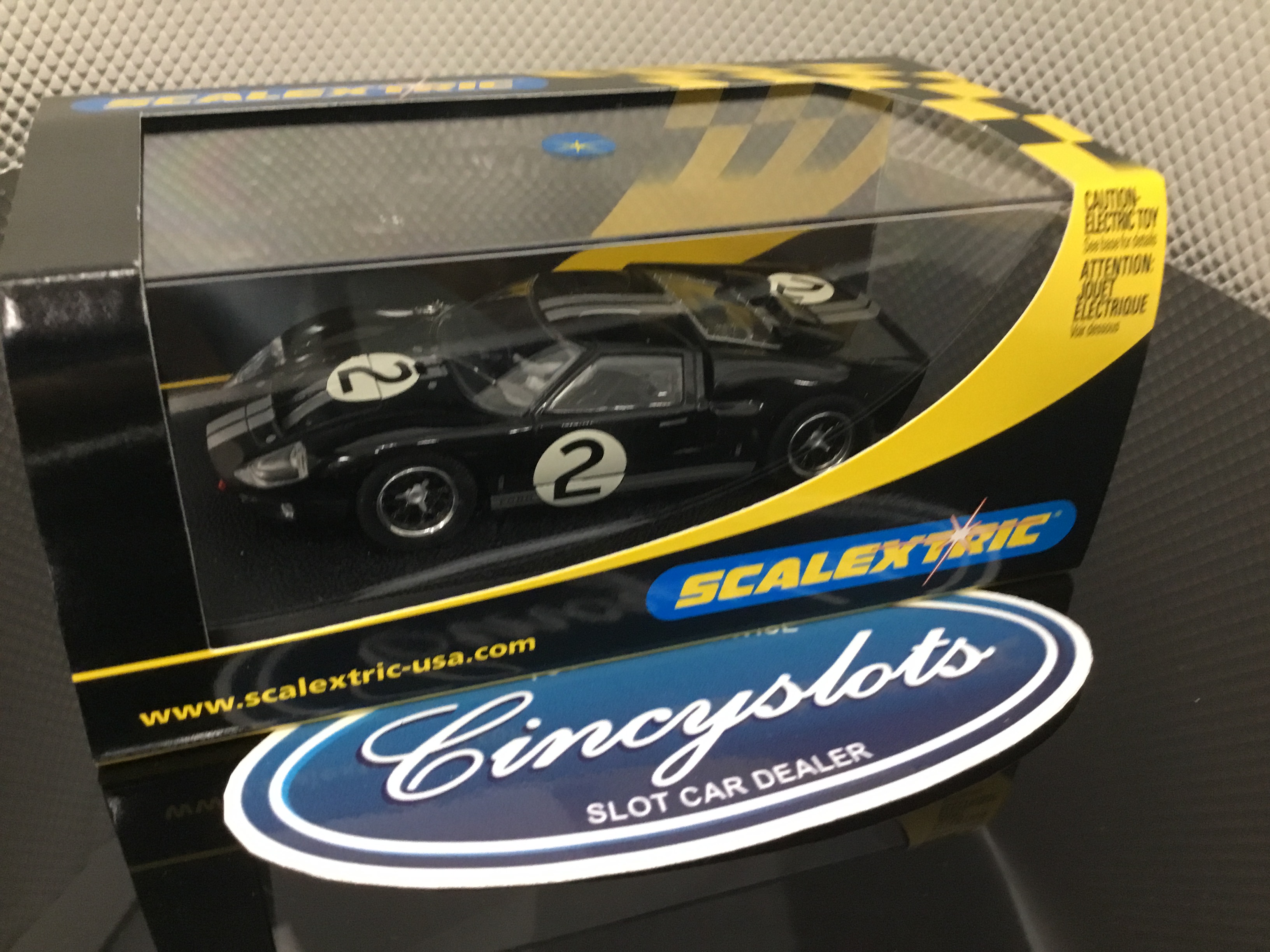 Scalextric C2463 Ford GT40 MKII 1966 Le Mans #2. Scalextric C2463 Ford ...