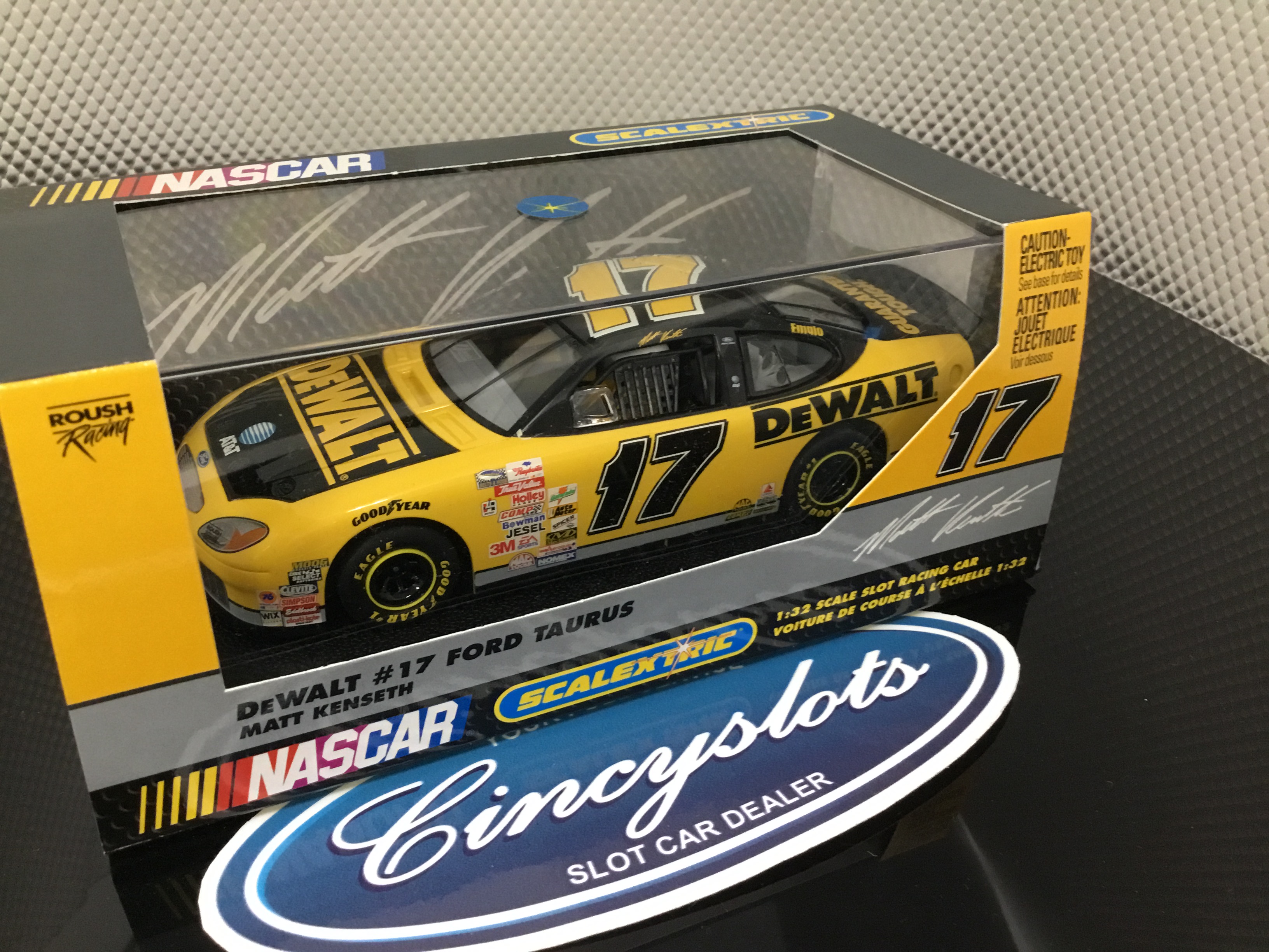 Scalextric C2372 Ford DeWalt Ford Taurus Nascar #17 Kenseth. Lightly ...
