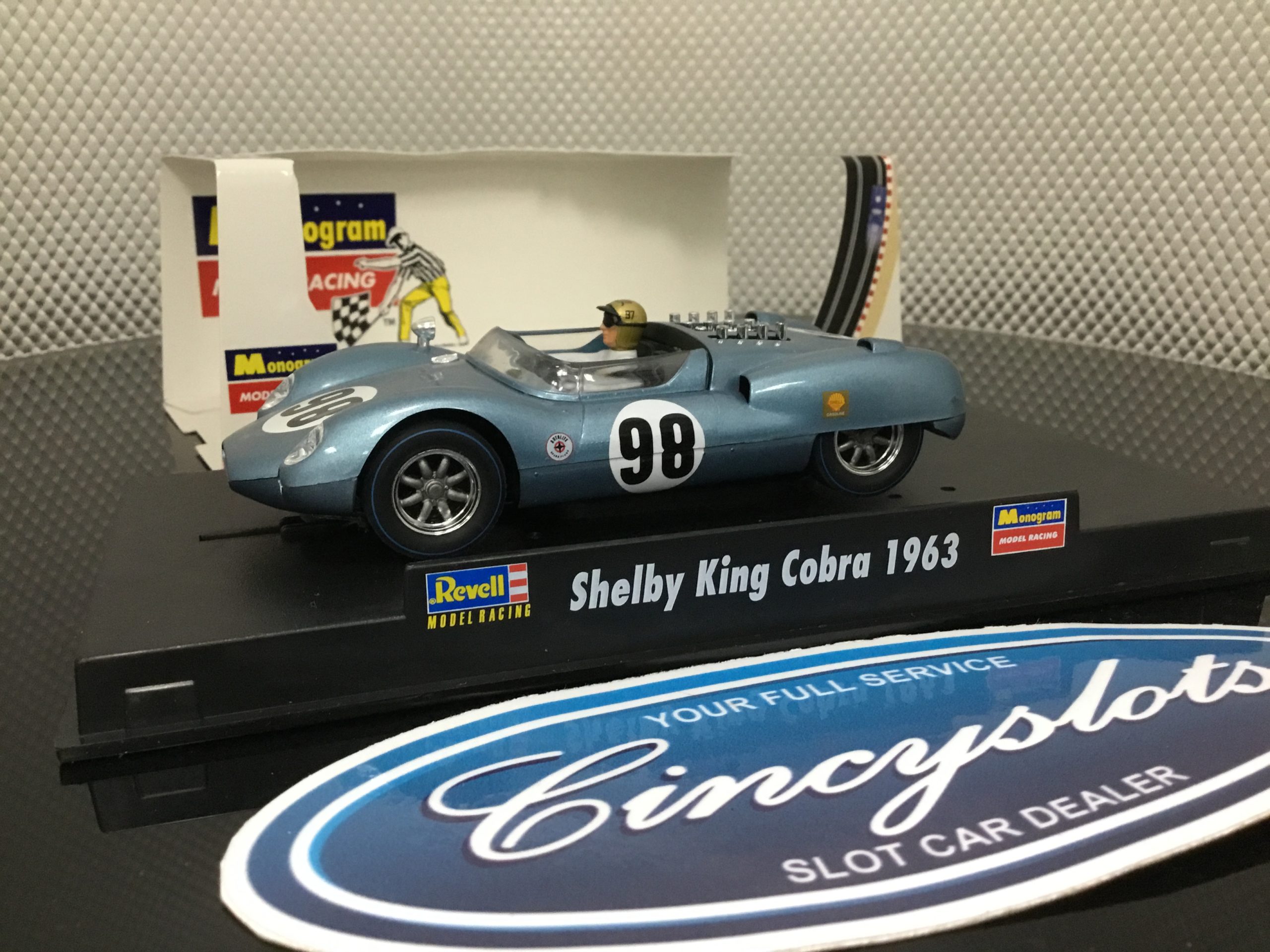 Monogram 85-4884 Shelby King Cobra 1963, Lightly Used.