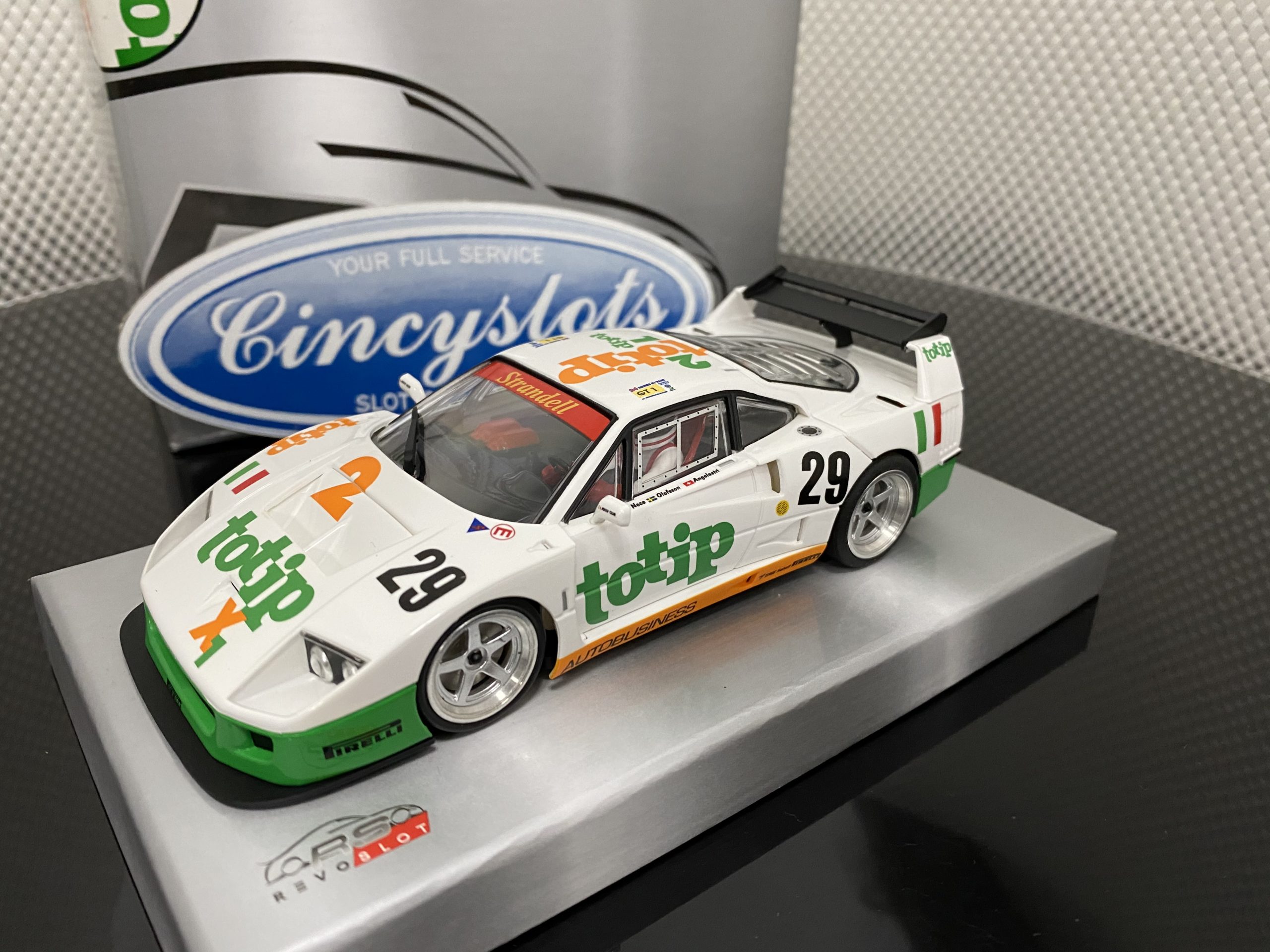 RevoSlot RS0068 F40 TOTIP #29. RevoSlot RS0068 Ferrari F40