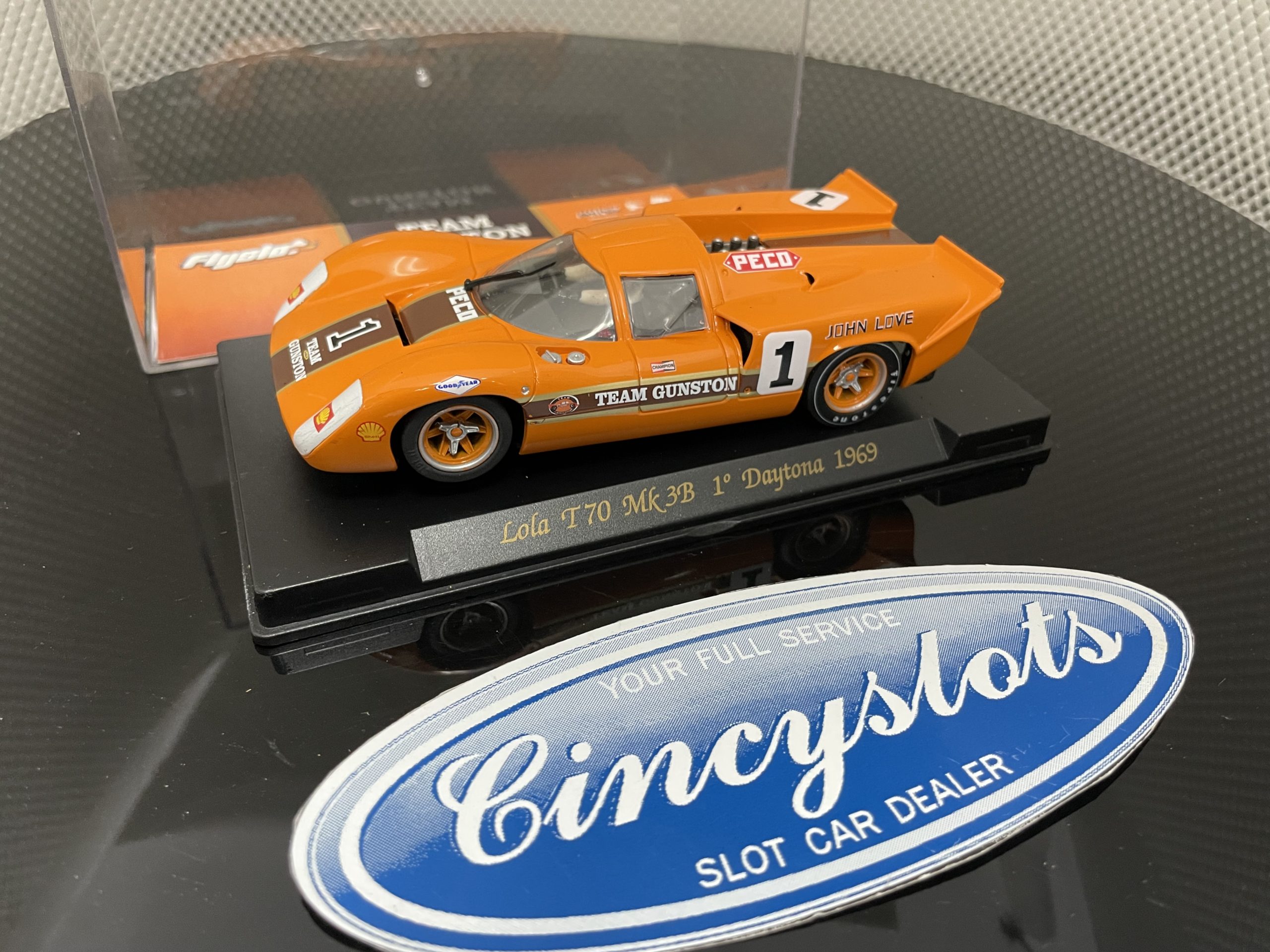 FLY Lola T70 #1Limited Edition 004301. Lightly Used