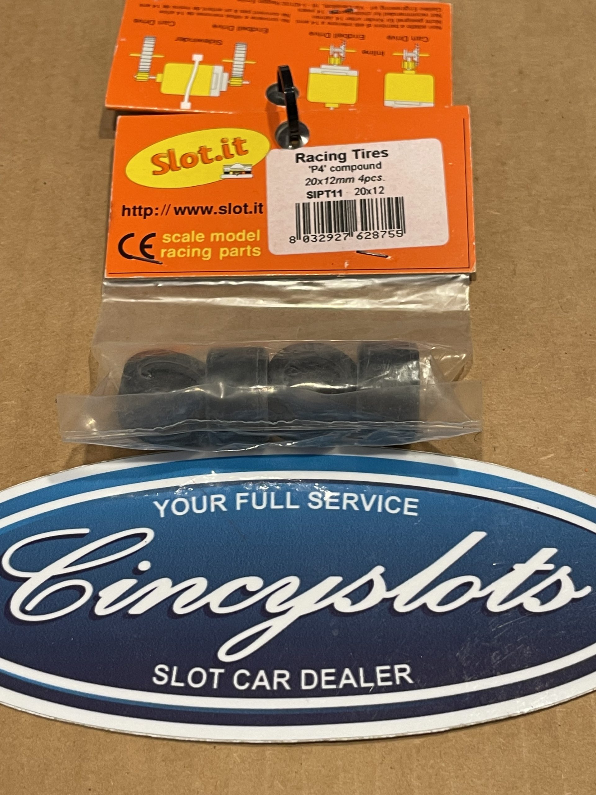 Slot.it PT11 20x12 P4 Tires.