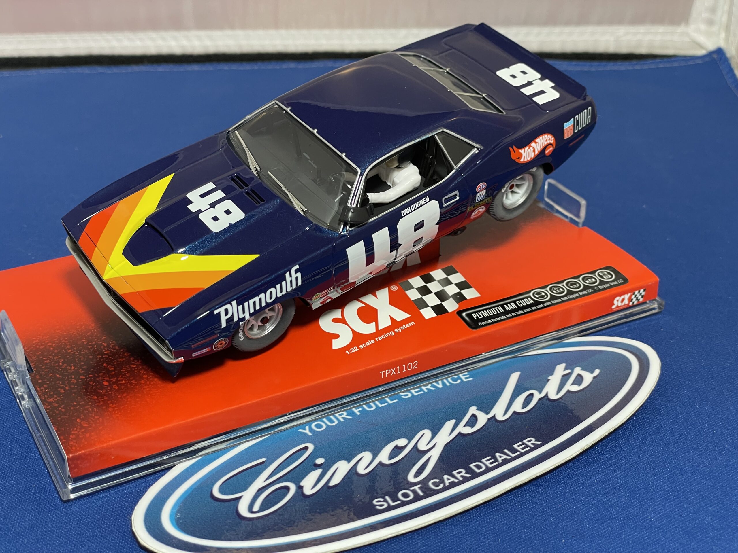 SCX 63580 Plymouth AAR Cuda #48.