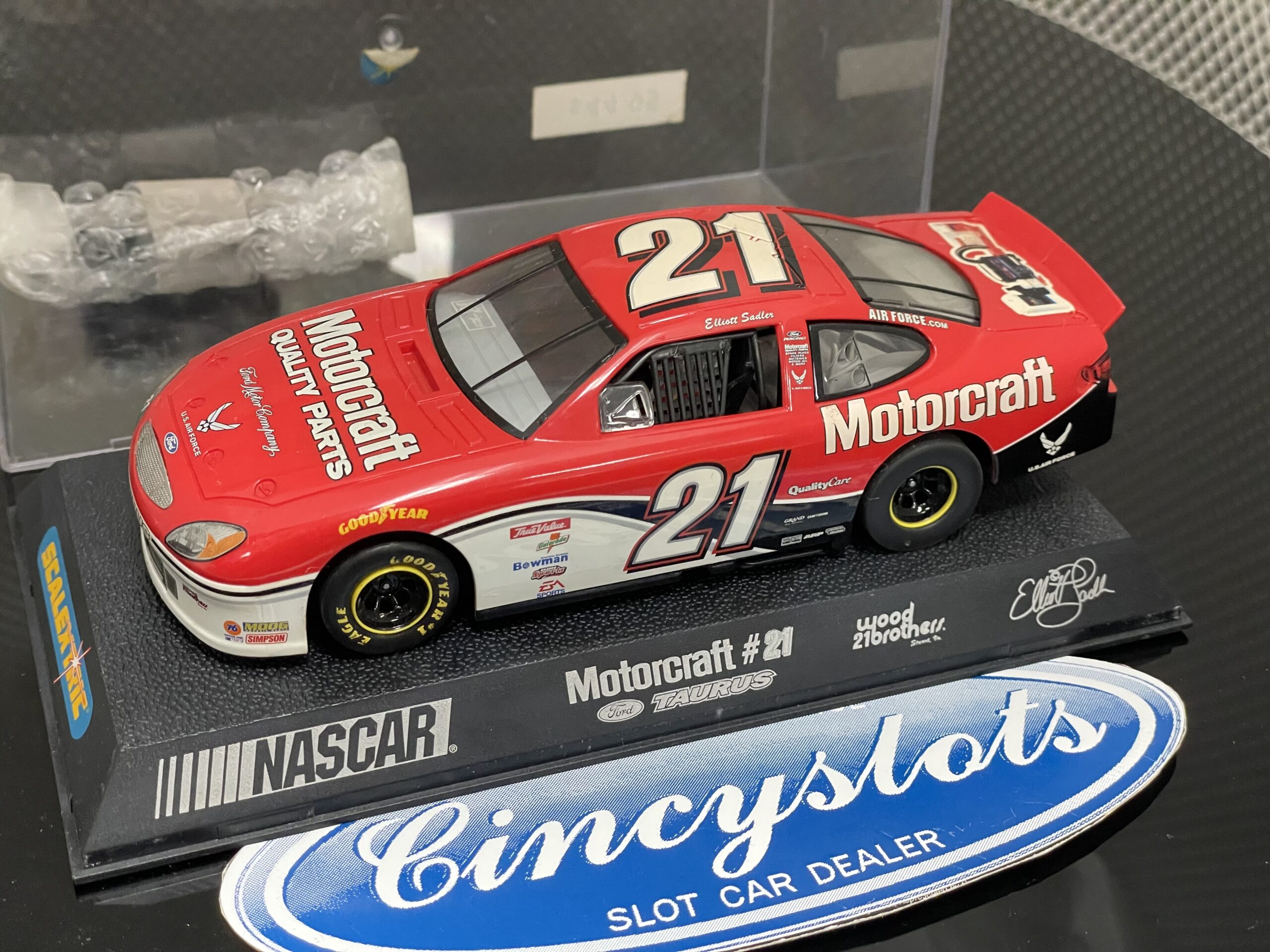 Scalextric C2373 Ford Motorcraft Taurus Nascar 1/32 Slot Car.