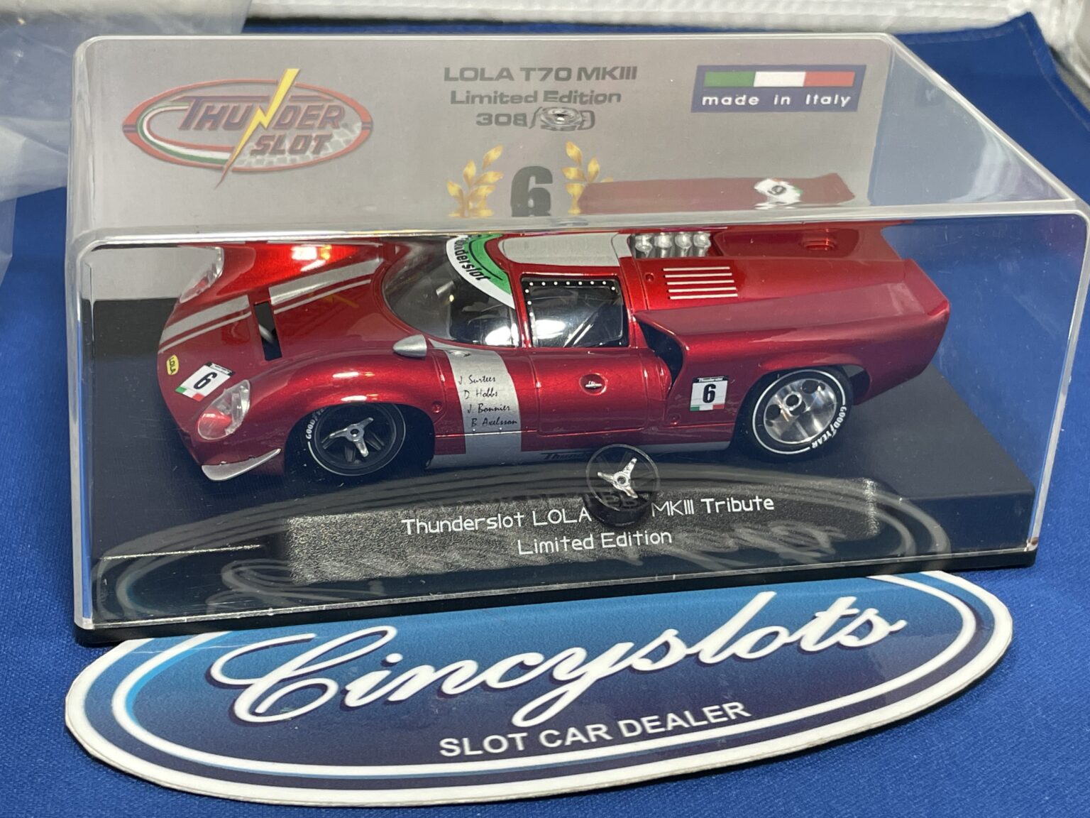 Thunderslot ITLTD001 Lola T70 MKIII Limited Edition 1/32 Slot Car.