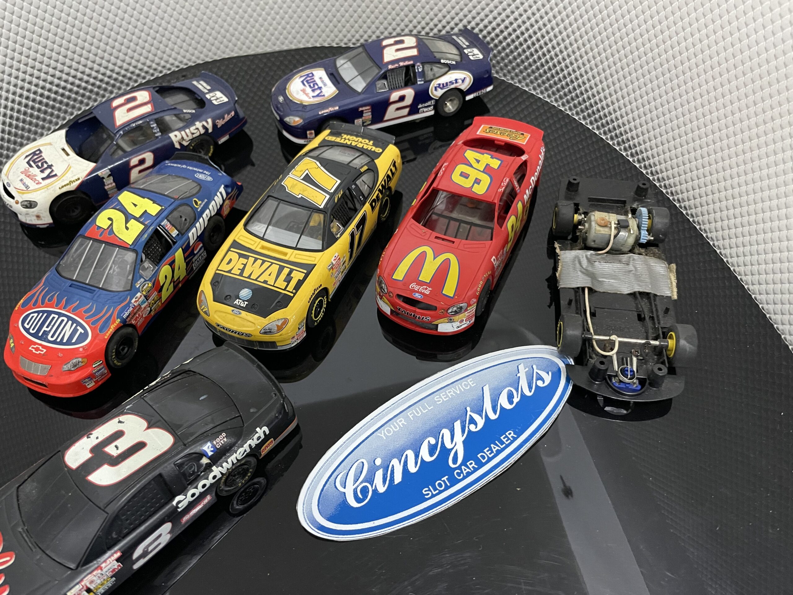 Scalextric Nascar JUNKYARD Lot. All Cars Run.