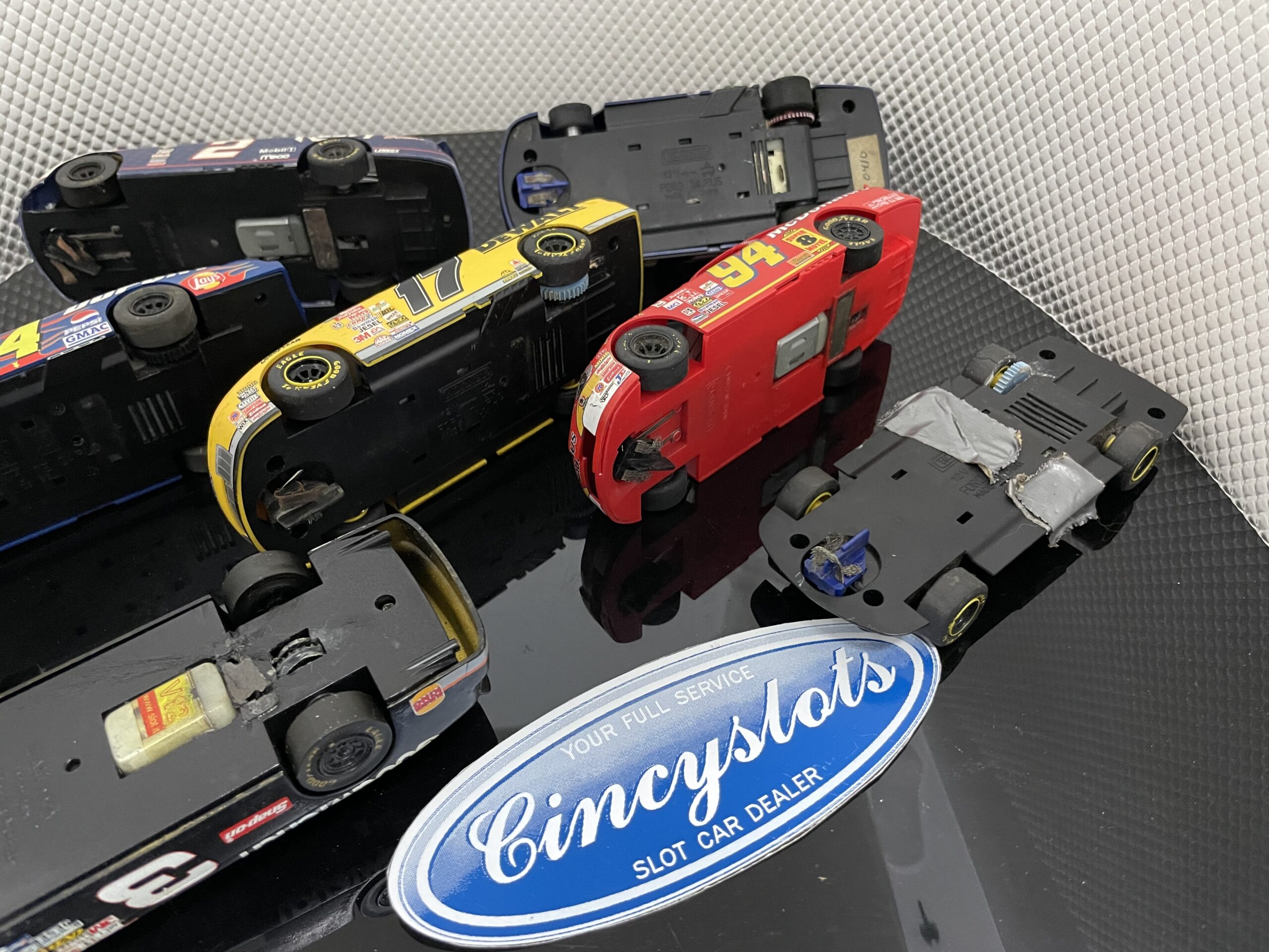 Scalextric Nascar JUNKYARD Lot. All Cars Run.
