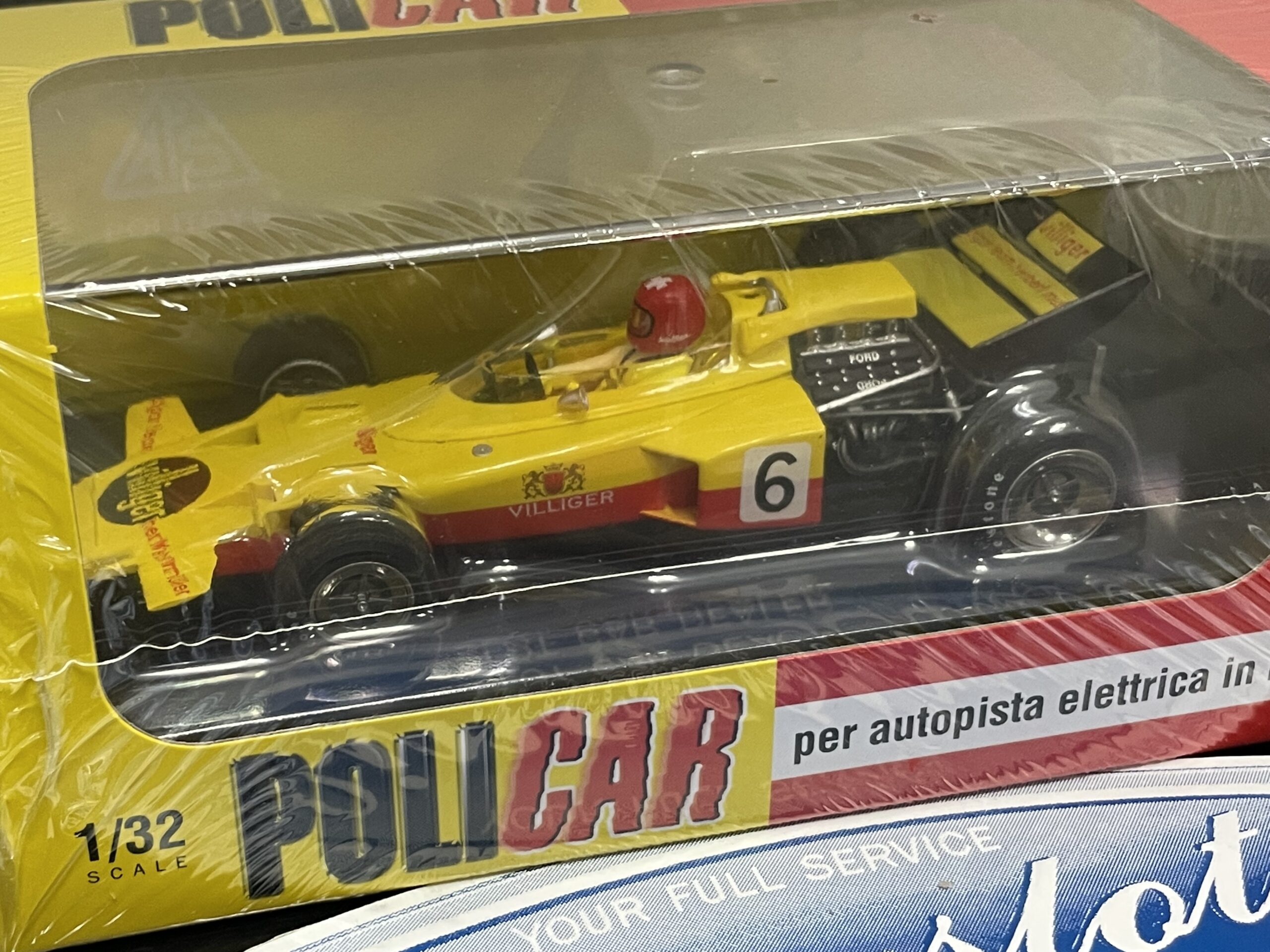 Policar CAR02h Lotus 72E Vintage F1 1/32 Slot Car.