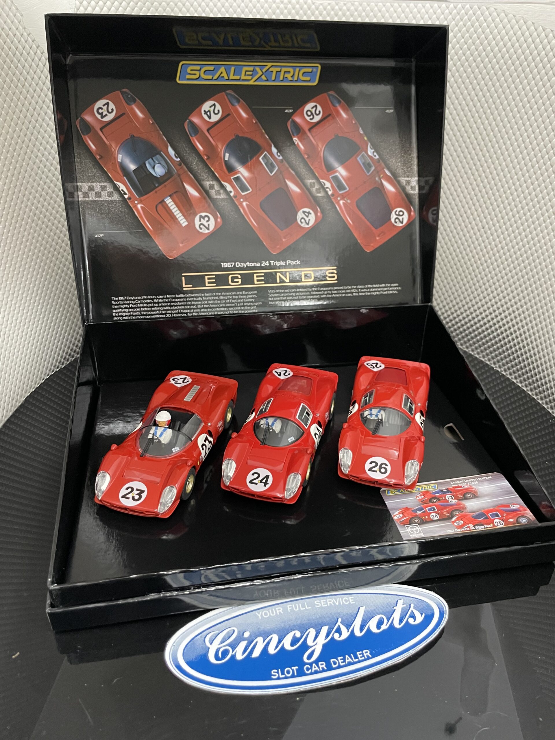 Scalextric C4391A Farrari 3 Car Set 1/32 Slot Car.