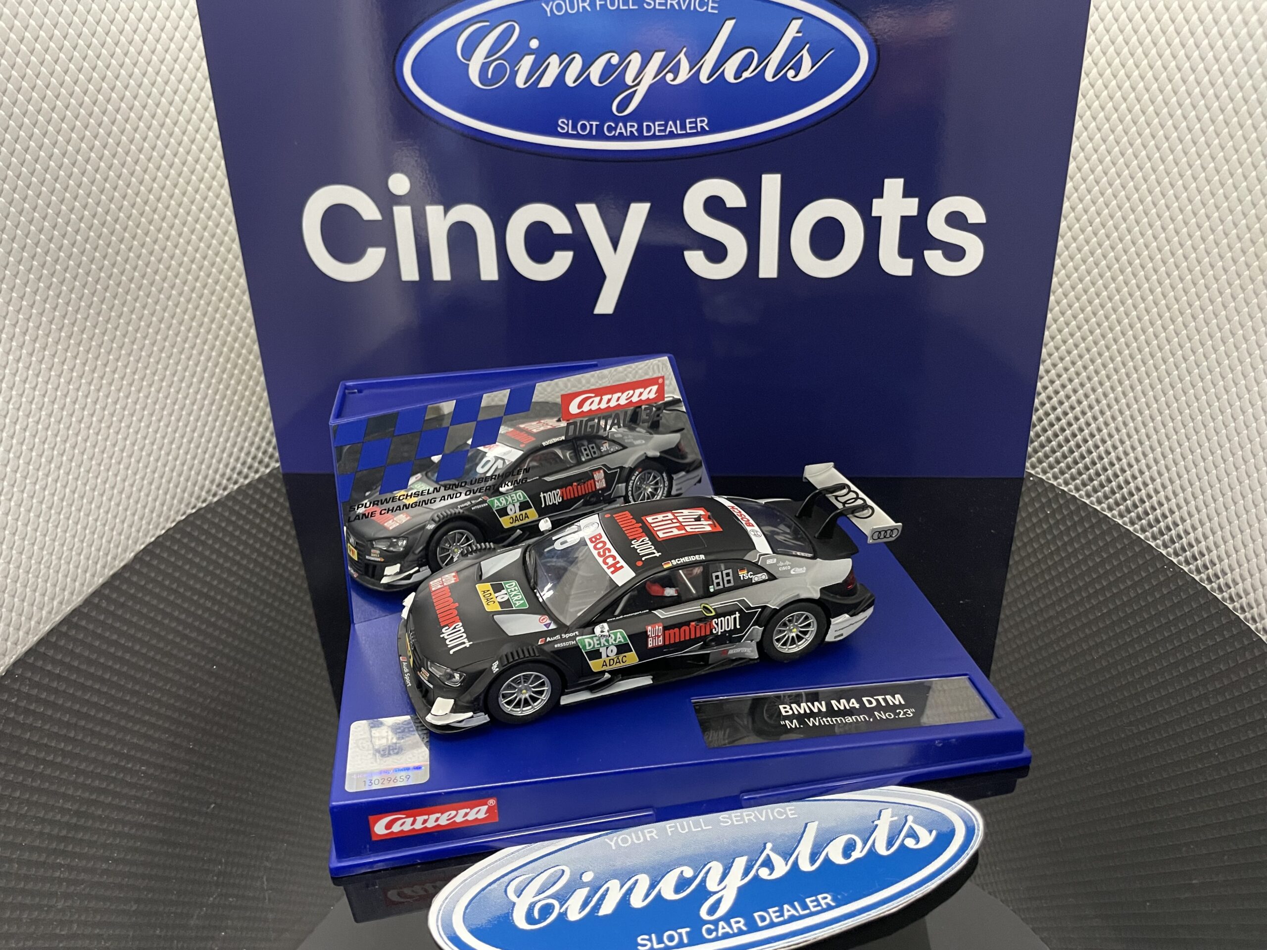 Carrera D132 30779 Audi RS 5 DTM #10 T. Scheider Slot Car