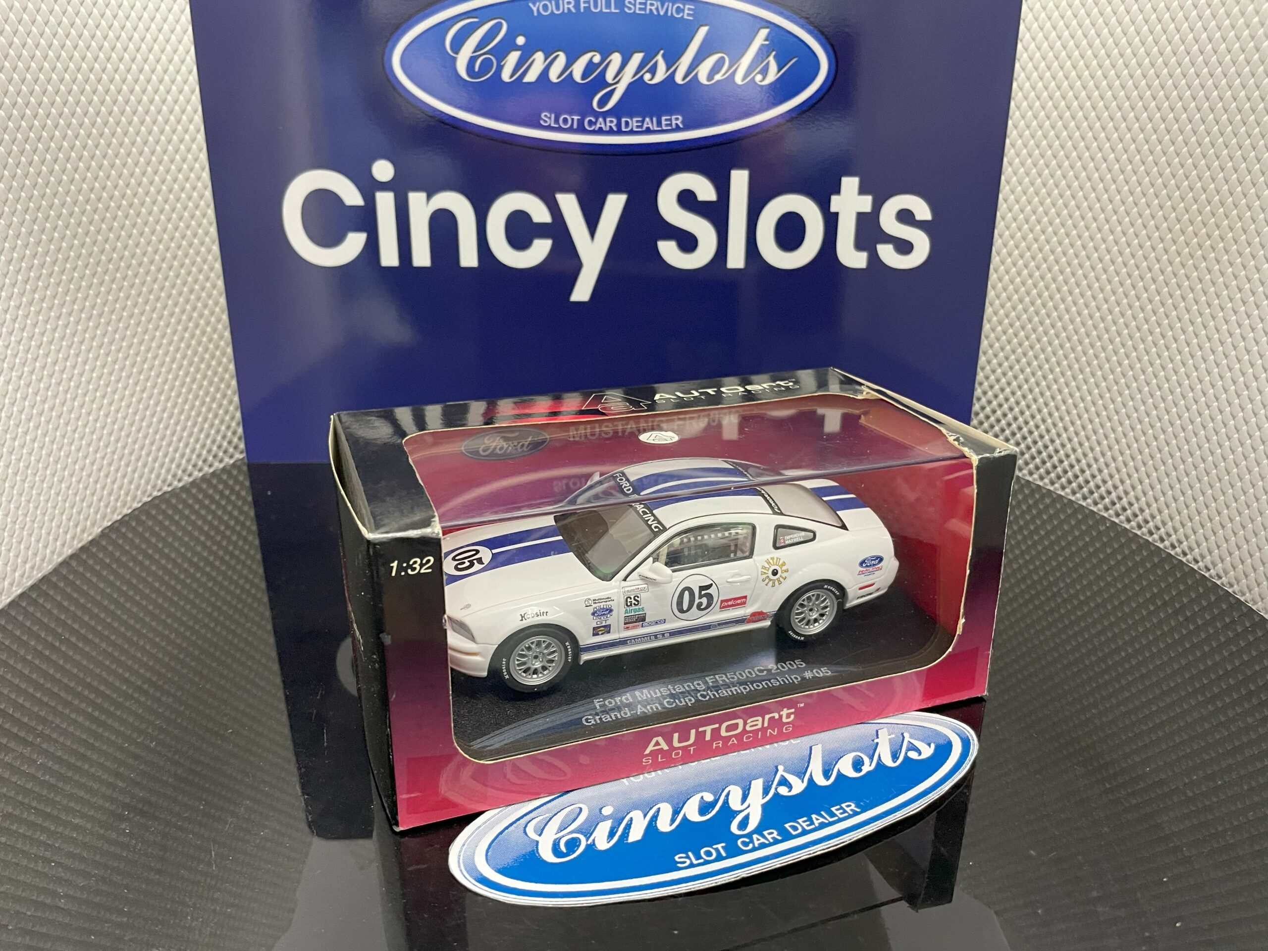 AutoArt 13721 Ford Mustang FR500C 1/32 Slot Car.