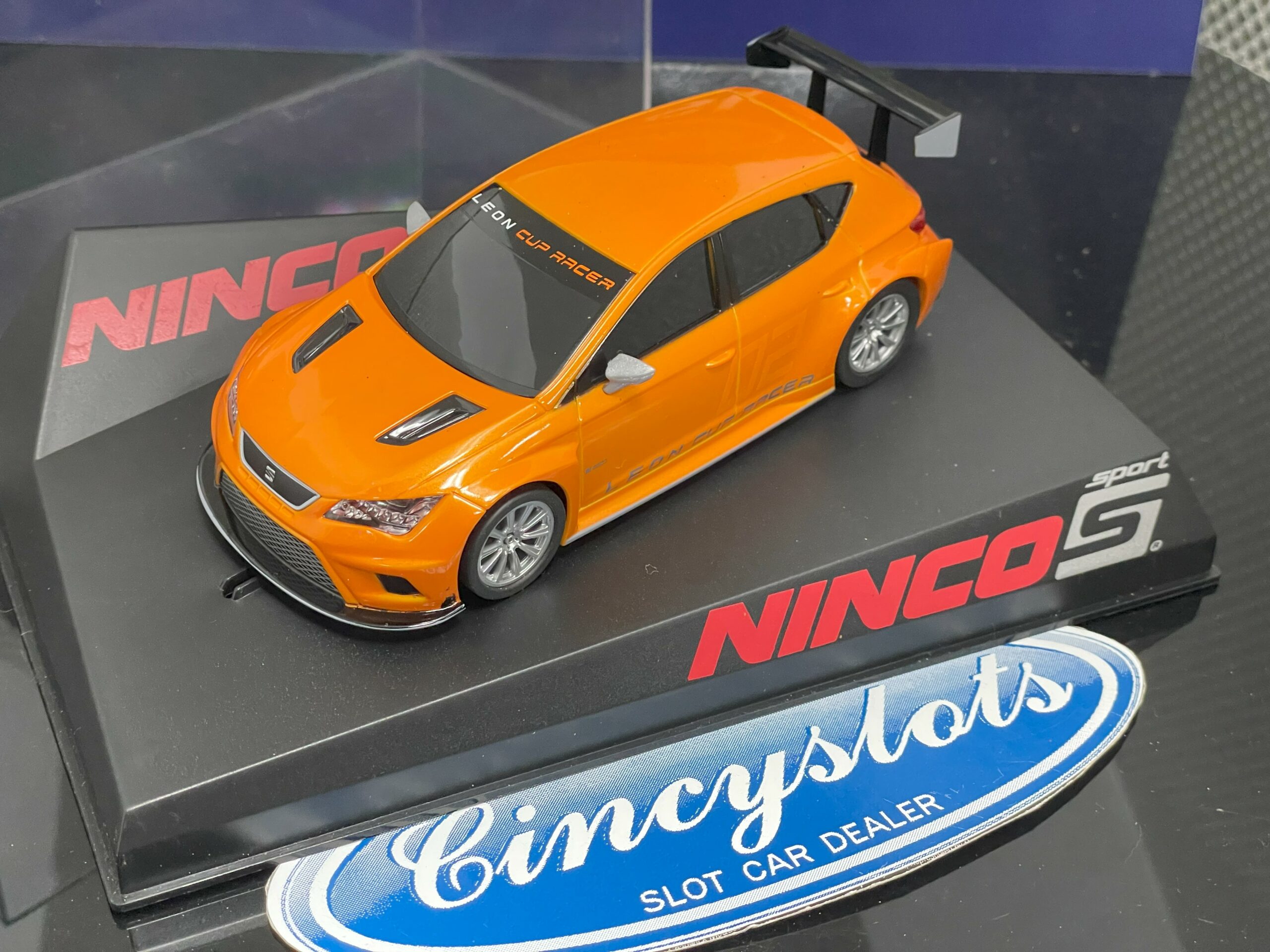 Ninco 50649 Seat Leon Cup Lightly Used.