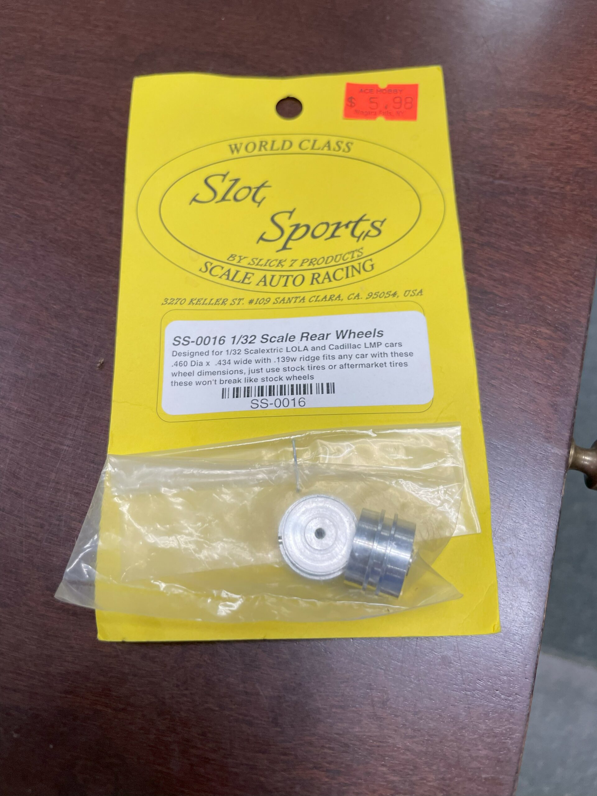 Slot Sports SS-0016 Wheels Scalextric Lola & Cadillac LMP.