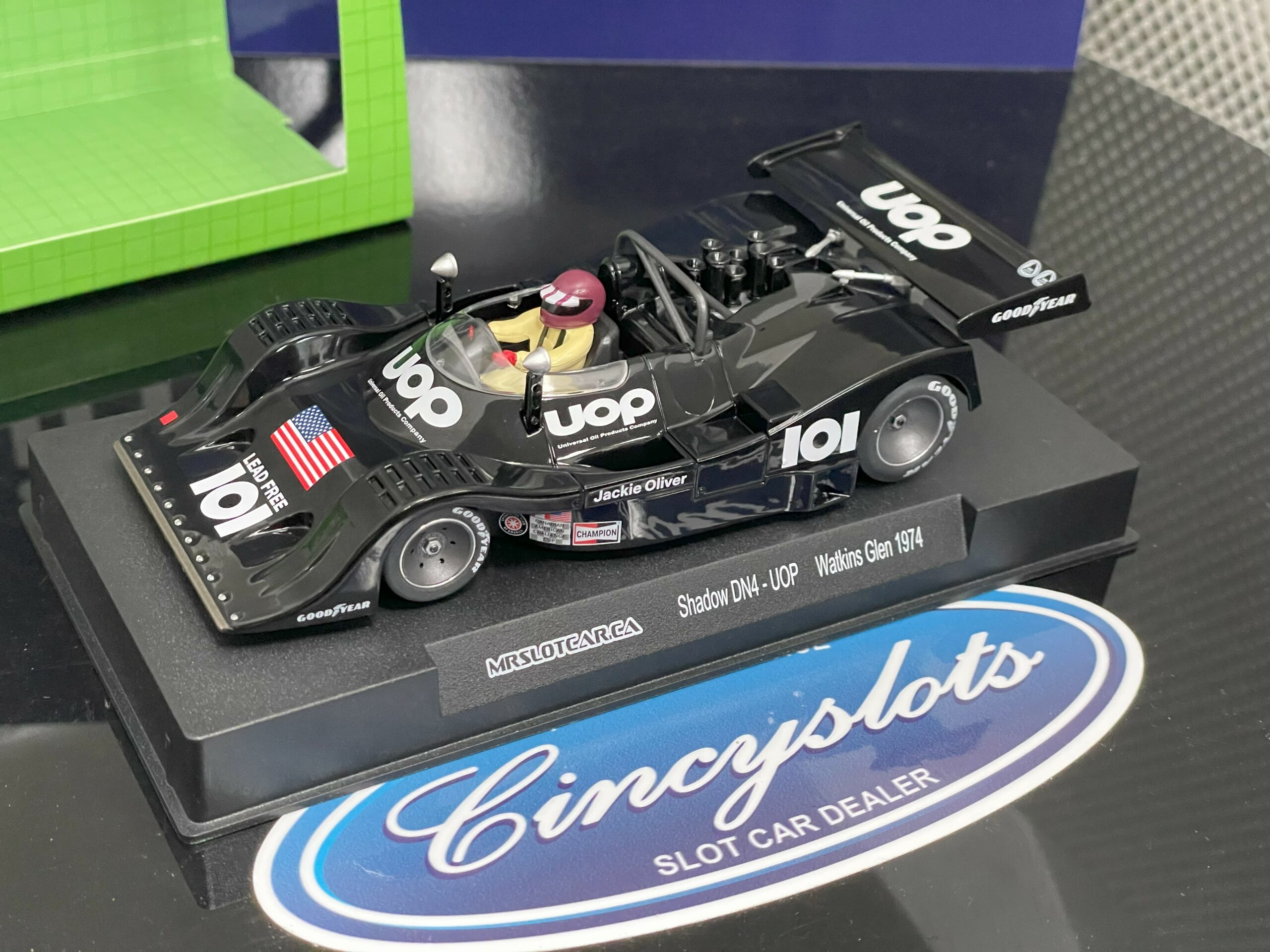 MRSlotcar MR1033 UOP Shadow 101 Oliver.