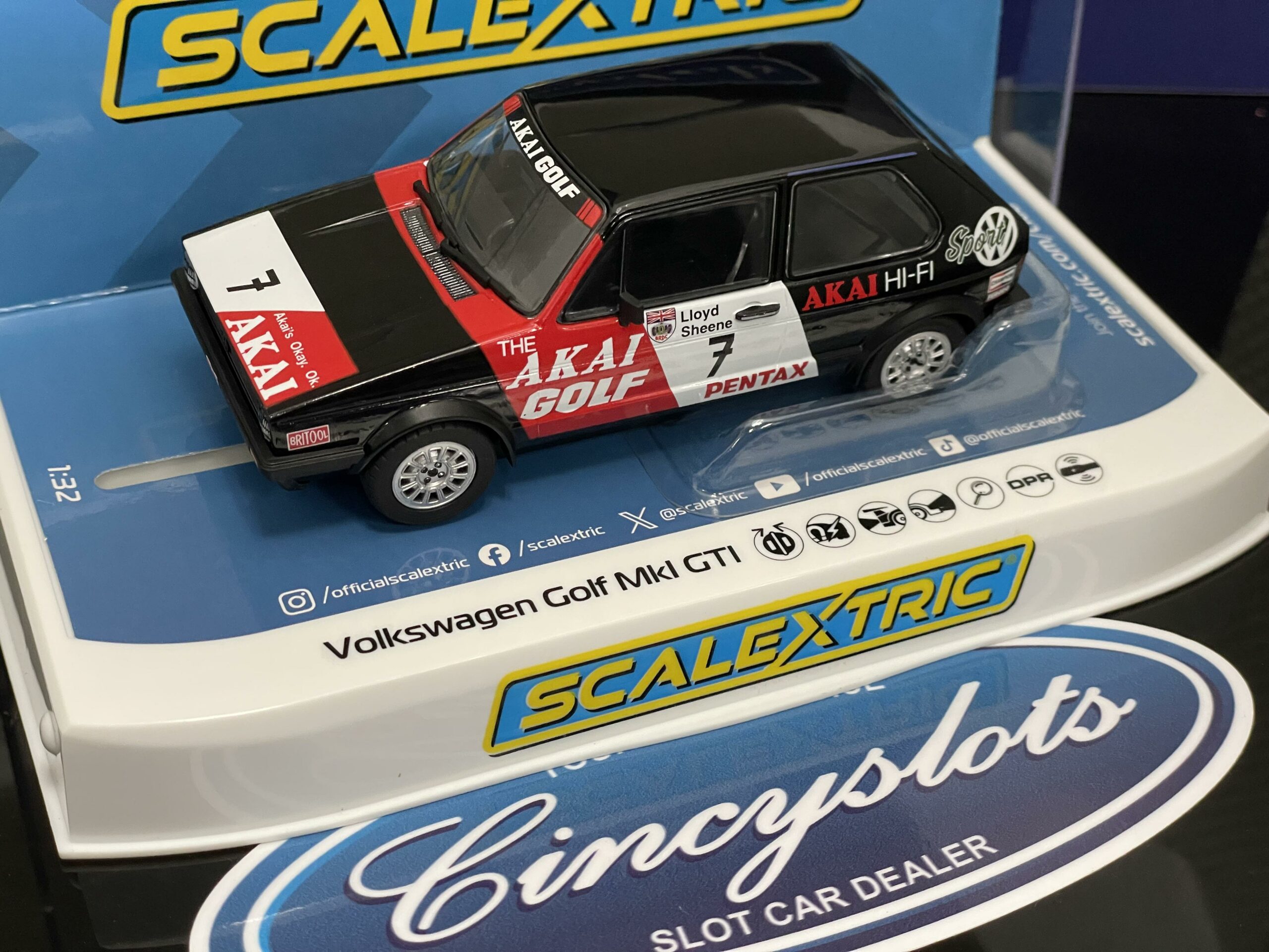 Scalextric C4520 Volkswagen Golf GTI 1/32 Slot Car.