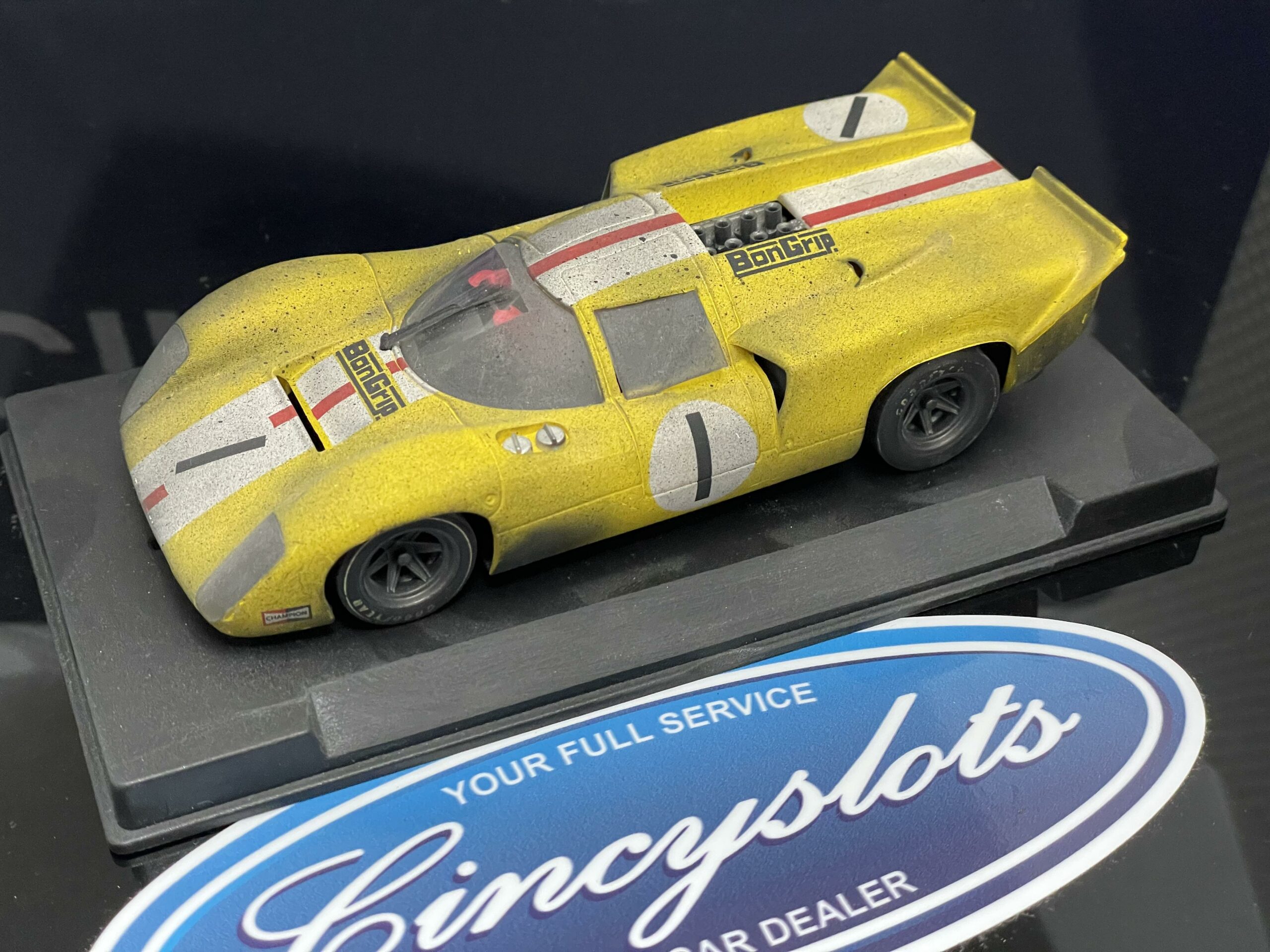 FLY Dirty Lola T70 #1 Lightly Used