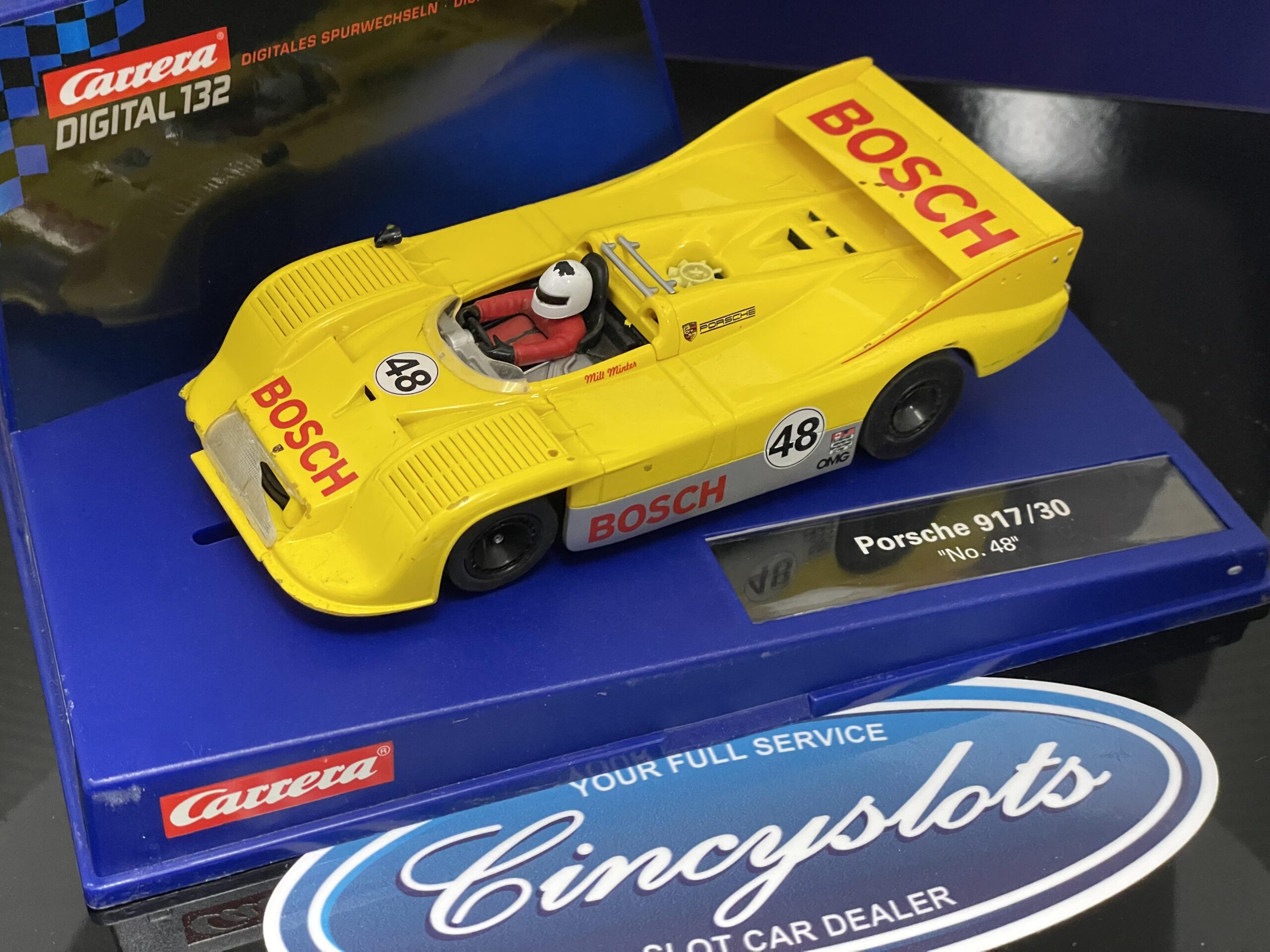 Carrera D132 30572 Porsche 917/30 USED.