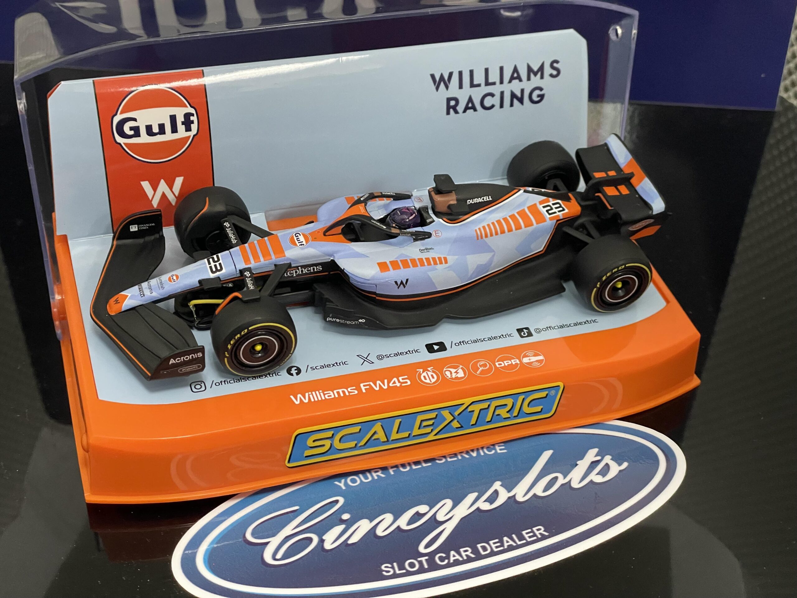 Scalextric C4559 Williams Alex Albon Gulf 1/32 Slot Car.